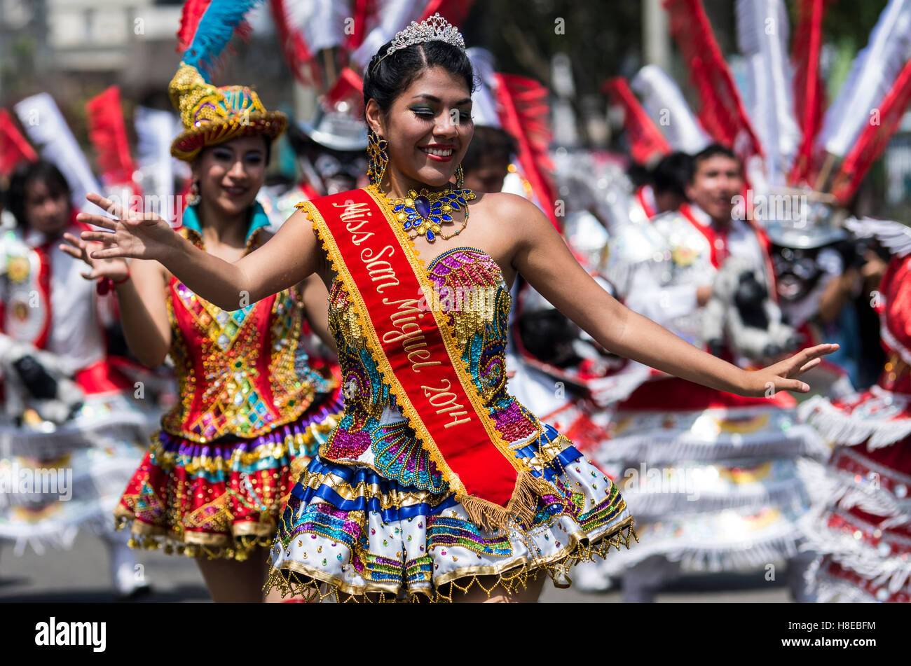 Folkloric dancers from the Puno region, Peru Stock Photo - Alamy