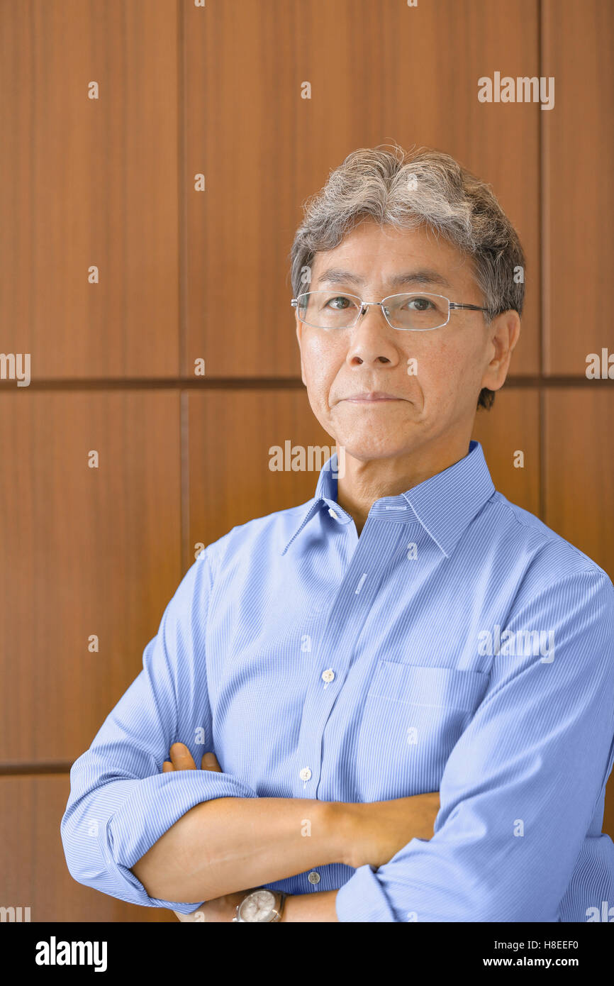 Fashionable Japanese senior man portrait Stock Photo - Alamy