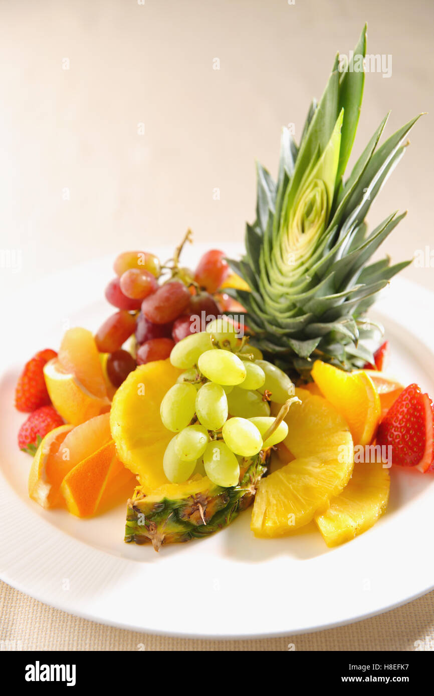 Mixed cut fruits hi-res stock photography and images - Alamy