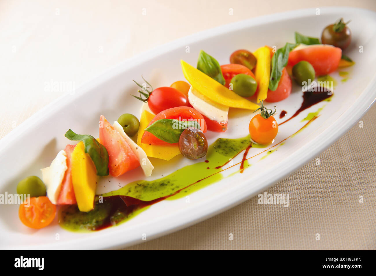 Appetizer arrangement hi-res stock photography and images - Alamy