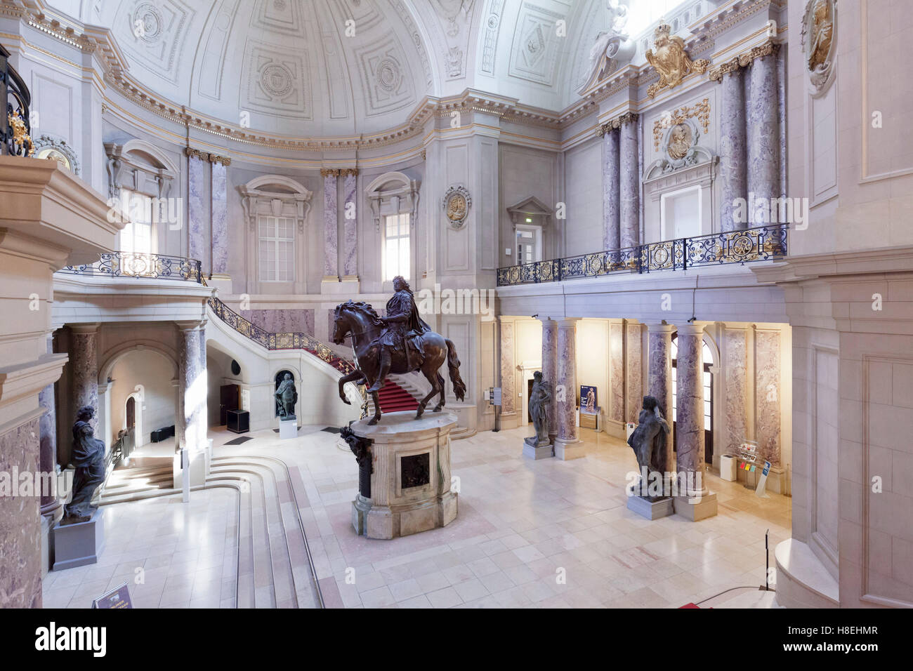 Entrance Hall with equestrian statue of Frederick William I, Bode ...
