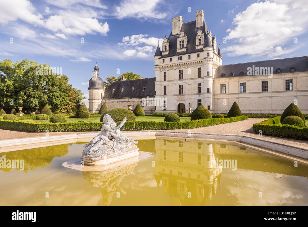 Valencay castle hi-res stock photography and images - Alamy