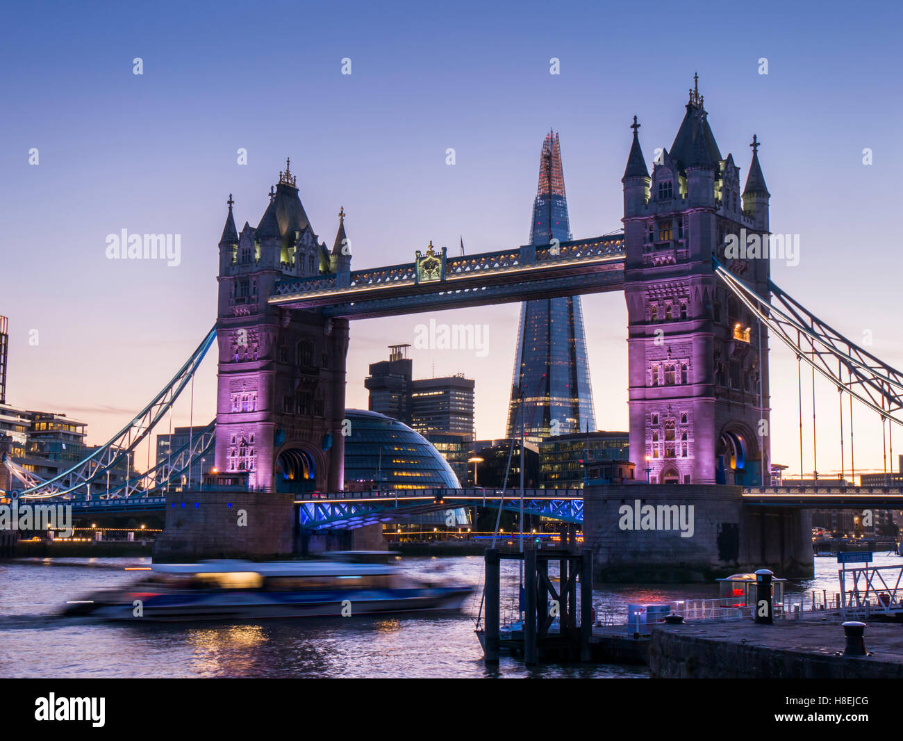Tower bridge shard hi-res stock photography and images - Alamy