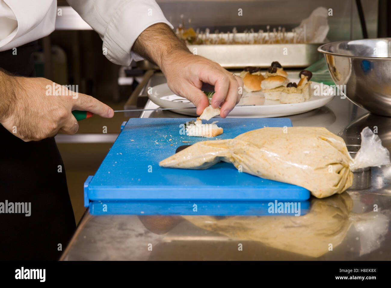 preparing the sandwich in a restaurant Stock Photo - Alamy