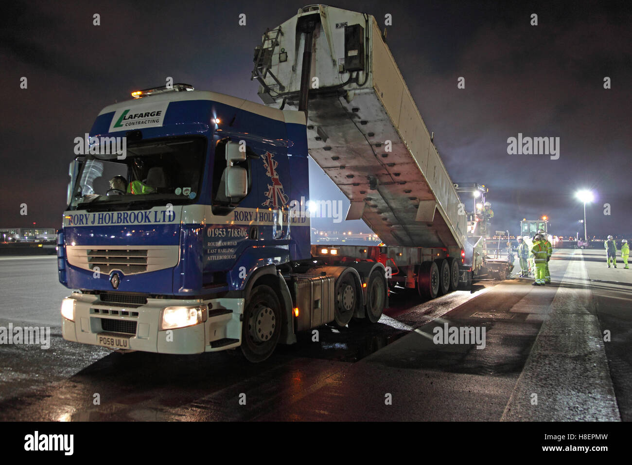 Uk lorry cab hi-res stock photography and images - Alamy