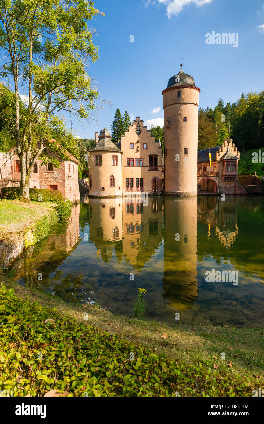 Mespelbrunn castle hi-res stock photography and images - Alamy