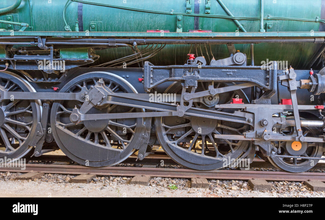 Green steam locomotive hi-res stock photography and images - Alamy