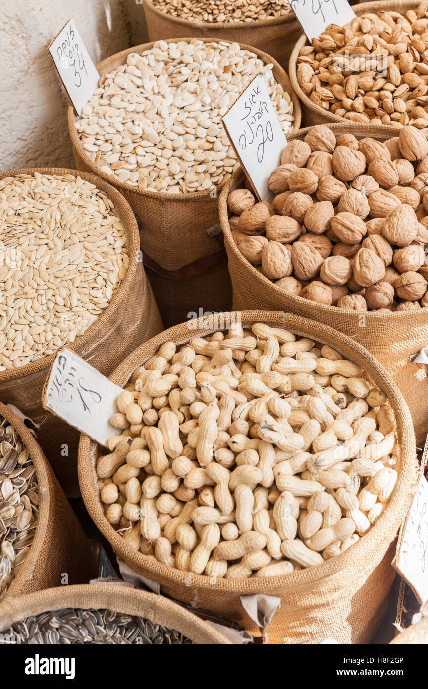 Middle east market nuts hi-res stock photography and images - Alamy