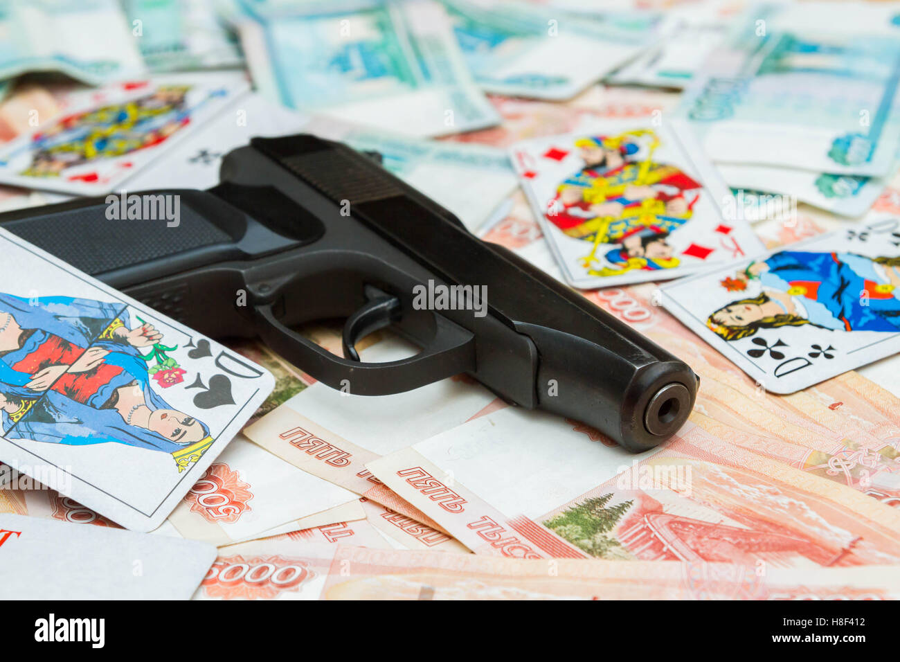 Money gun hi-res stock photography and images - Alamy