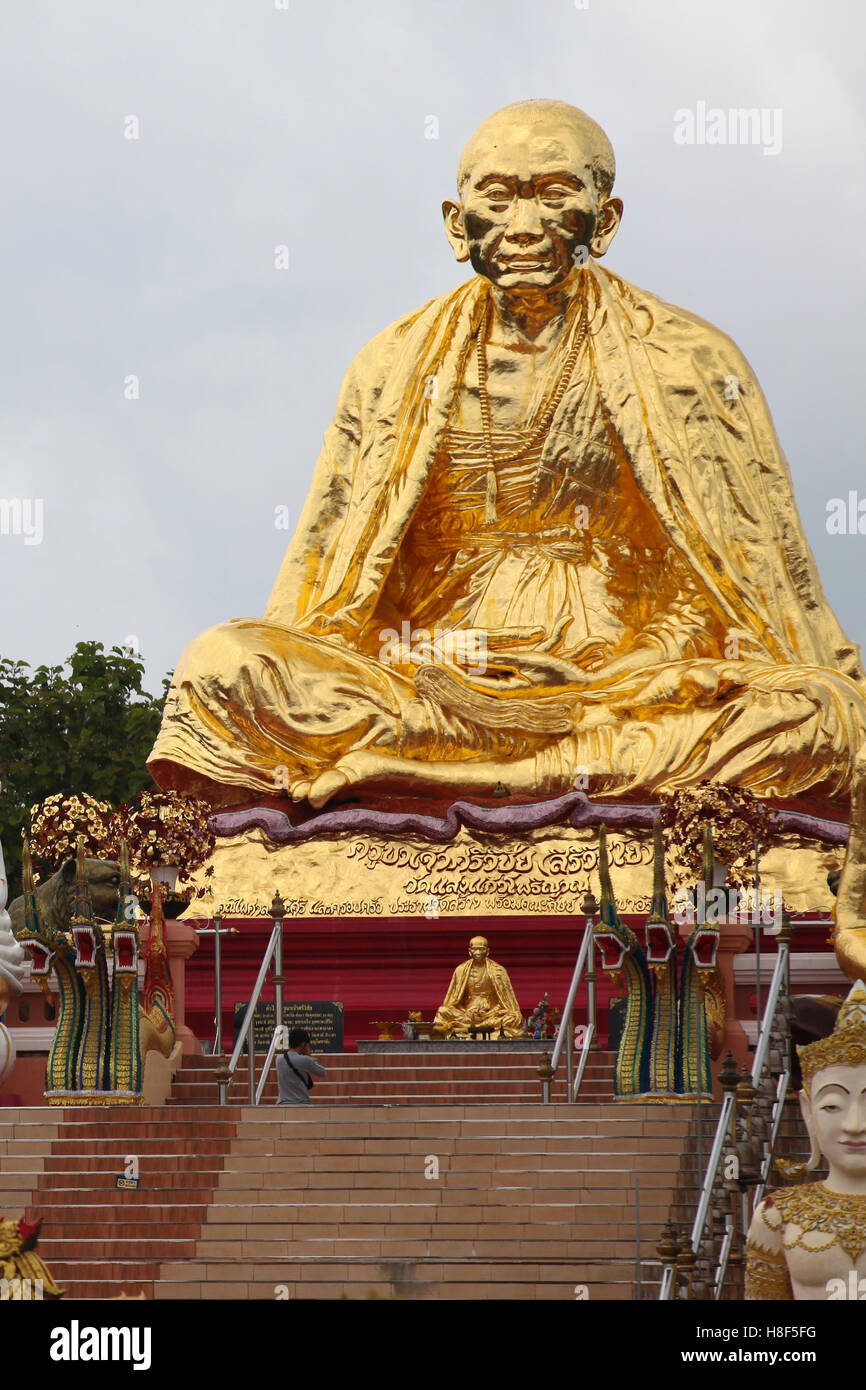 Sculpture, architecture and symbols of Buddhism, Thailand, South East ...