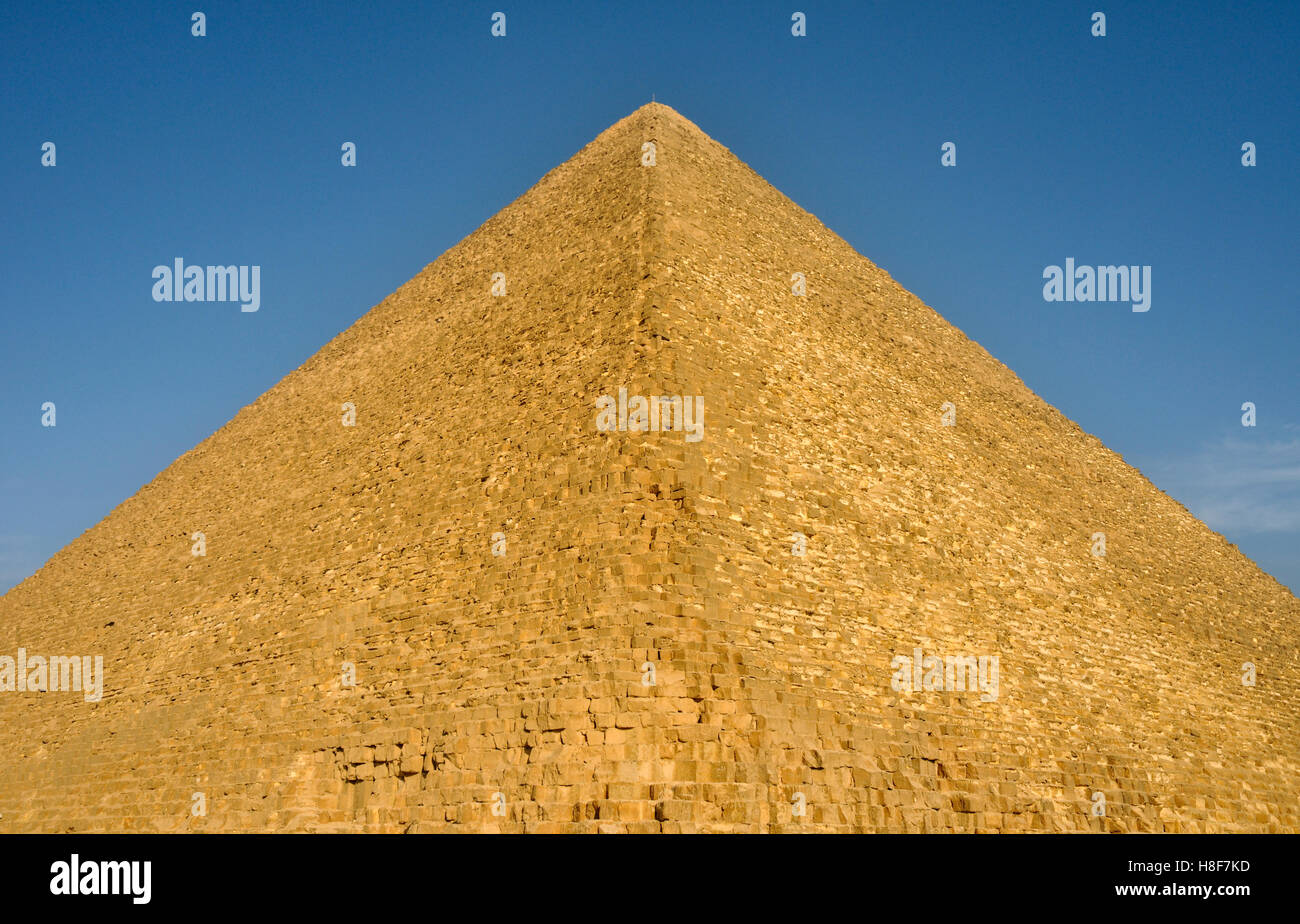 Great Pyramid of Giza, Pyramid of Khufu or Cheops, Giza necropolis near ...