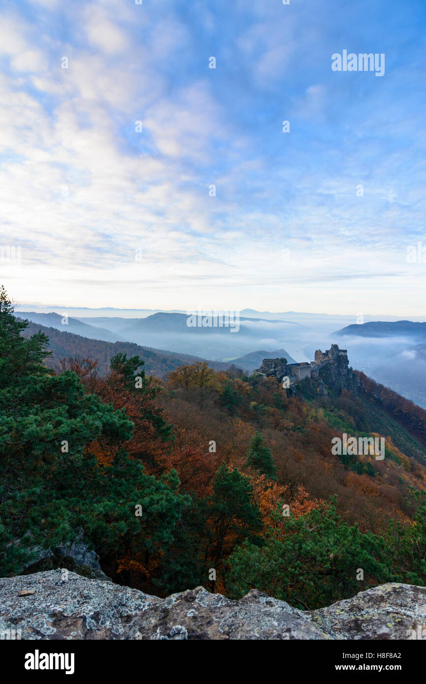 Schönbühel-Aggsbach: Aggstein Castle, river Danube, Wachau ...