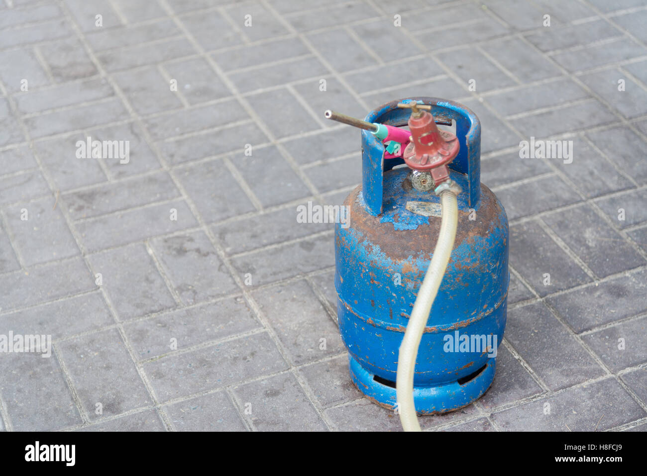 Gas cylinder damaged hi-res stock photography and images - Alamy