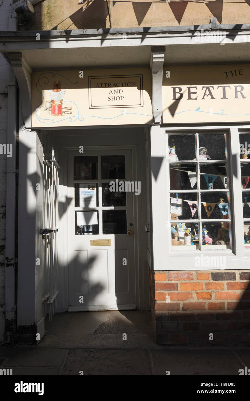 Beatrix potter shop gloucester hi-res stock photography and images - Alamy
