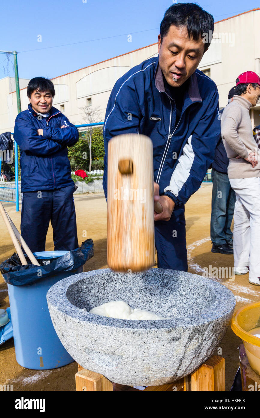Pestle for pounding rice hi-res stock photography and images - Alamy