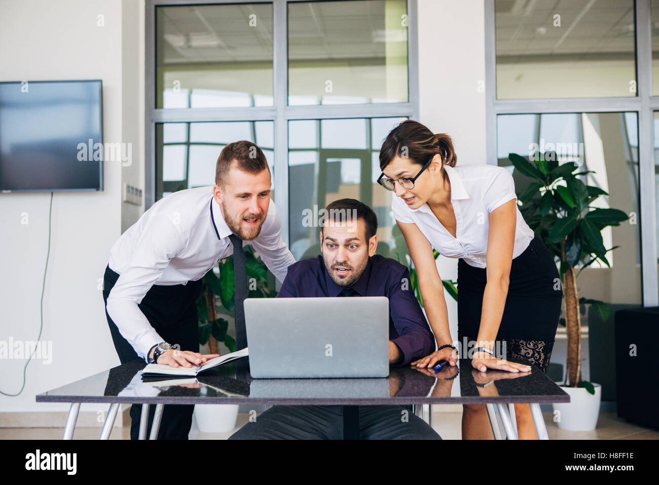 Office workers using computers Stock Photo - Alamy Office workers using computers Stock Photo - Alamy