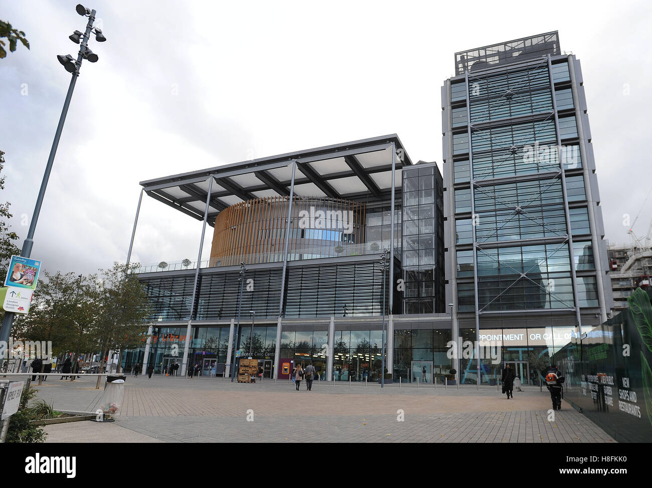 Wembley library london uk hi-res stock photography and images - Alamy