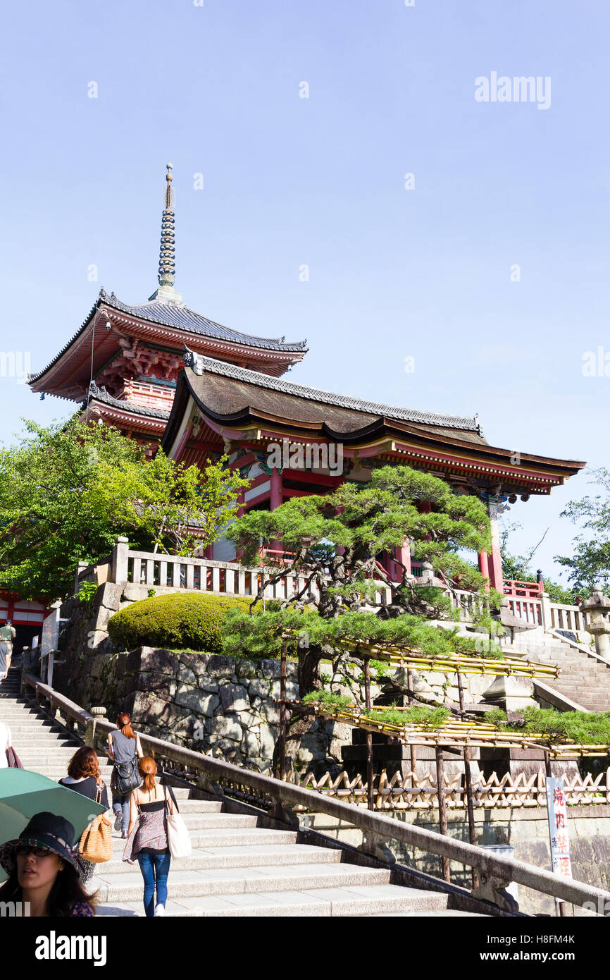 Traditional kyoto architecture hi-res stock photography and images - Alamy