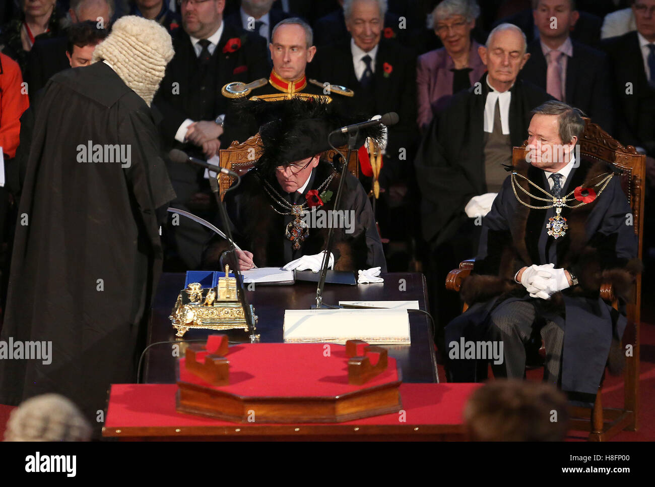 The newly appointed Lord Mayor of London, Andrew Parmley (centre ...