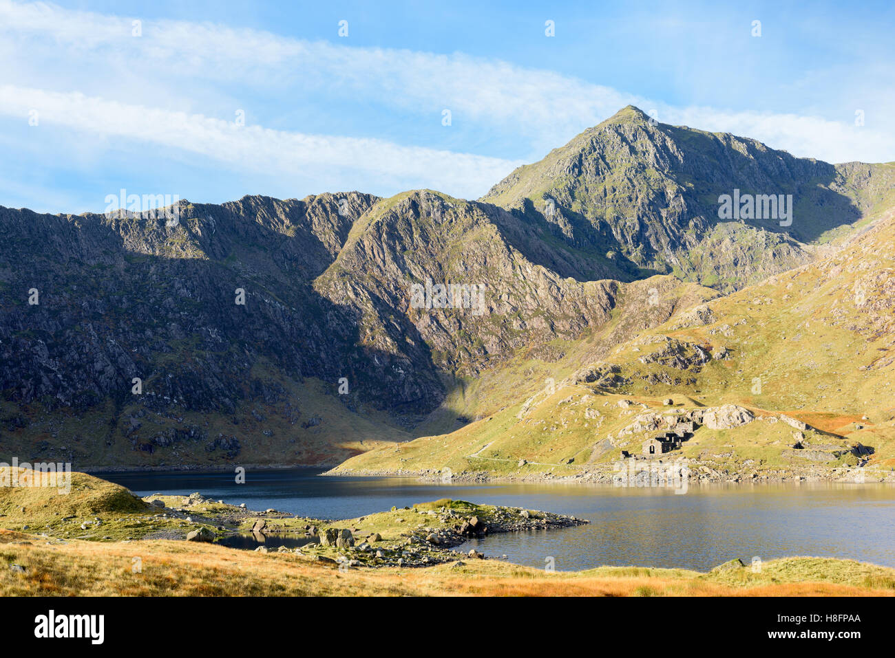 Miners path to Mount Snowdon Stock Photo - Alamy