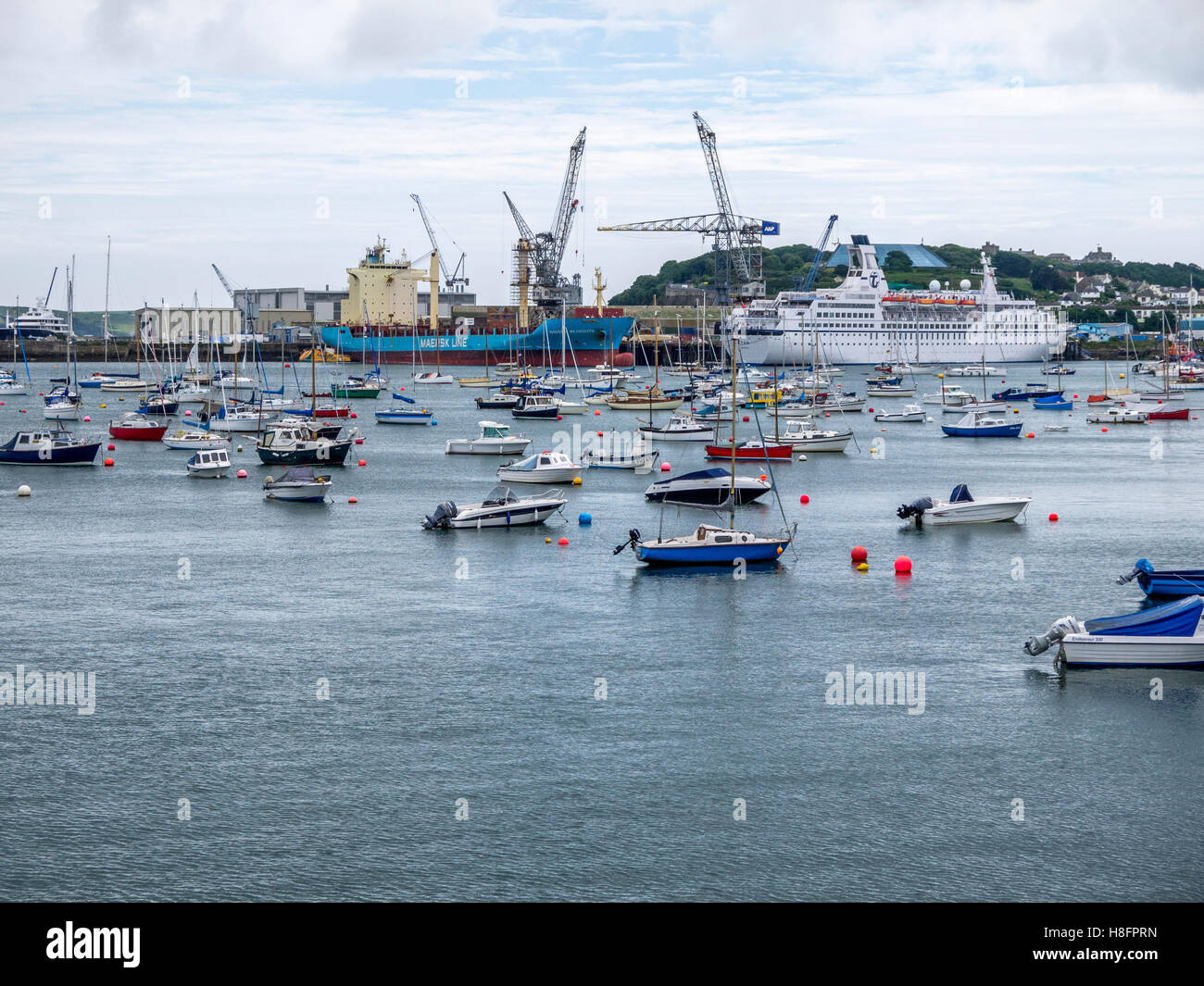Cornwall ferry hi-res stock photography and images - Alamy