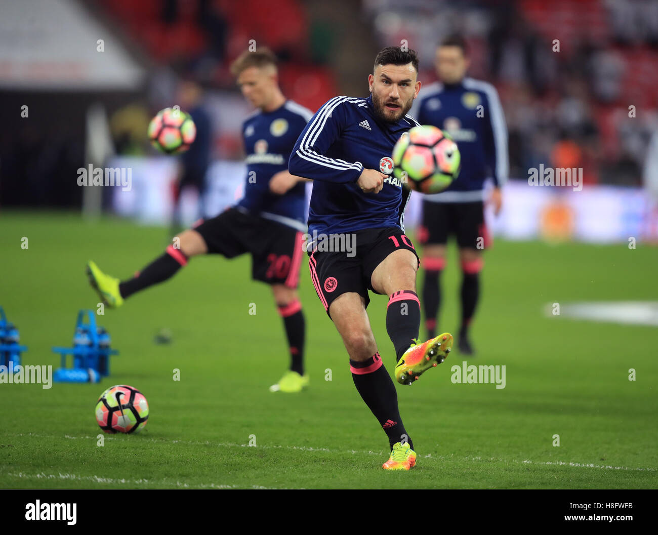 Scotland's Robert Snodgrass warms up before the 2018 FIFA World Cup ...