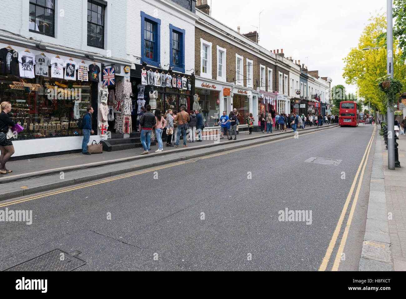 Pembridge road hi-res stock photography and images - Alamy