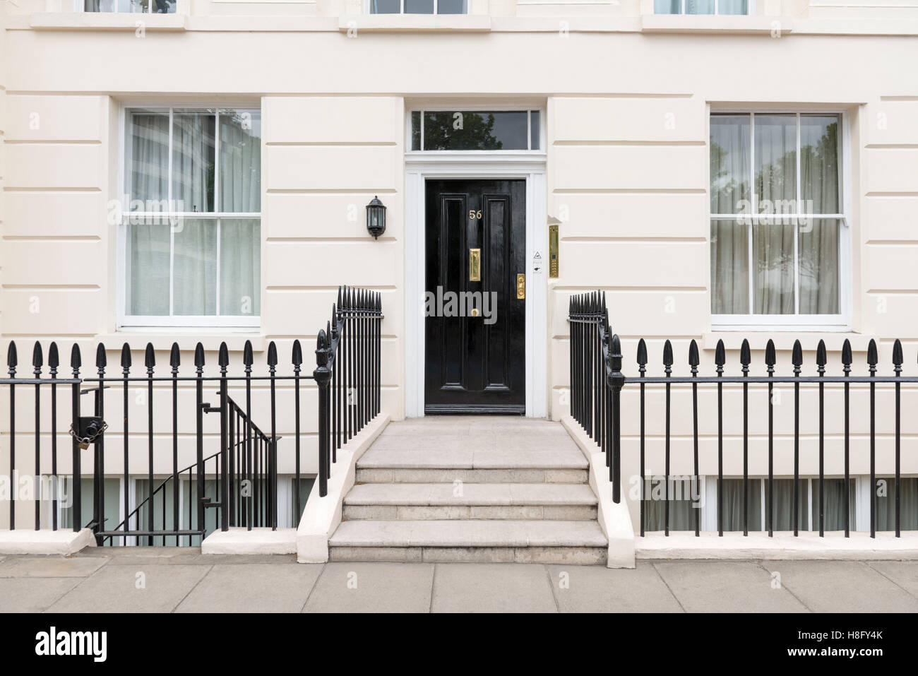 Typical english entrance area hi-res stock photography and images - Alamy