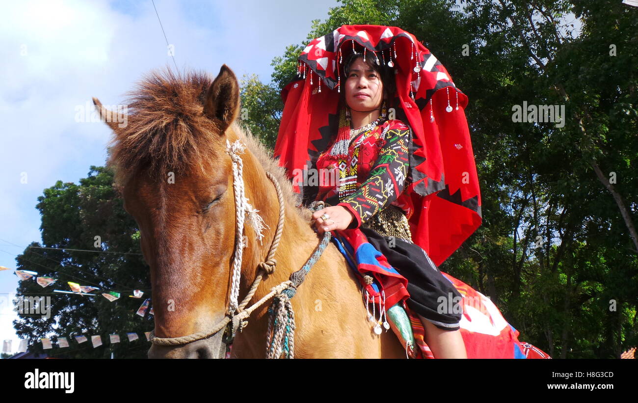 Philippines. 11th Nov, 2016. Thousands of T'boli wears their ...