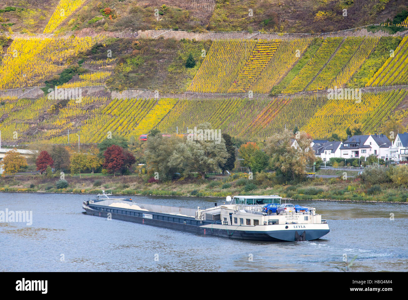 Mosel lock hi-res stock photography and images - Alamy