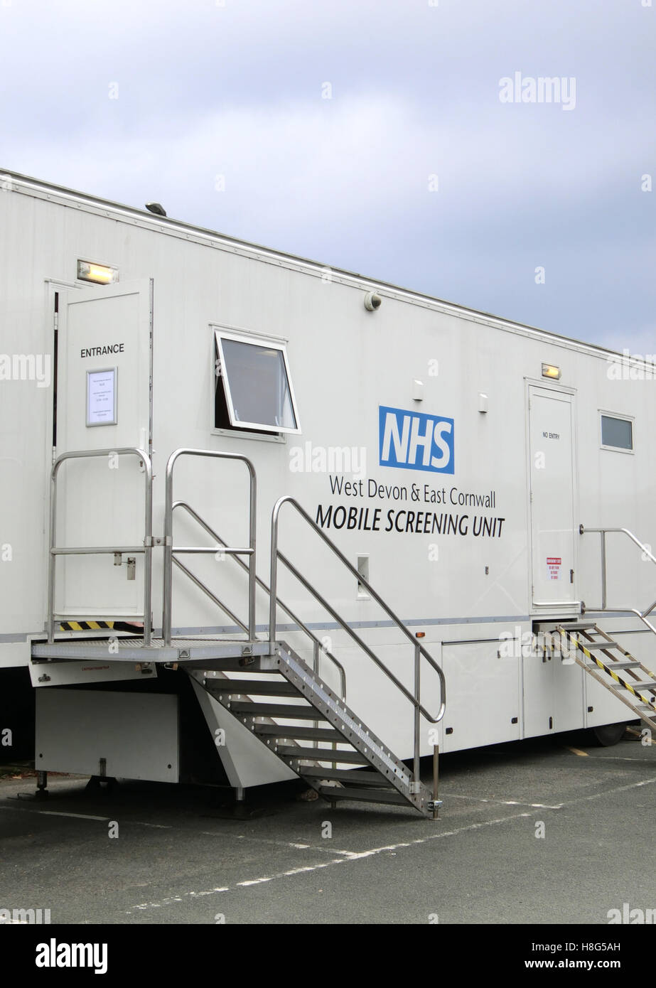 Nhs health screening hi-res stock photography and images - Alamy