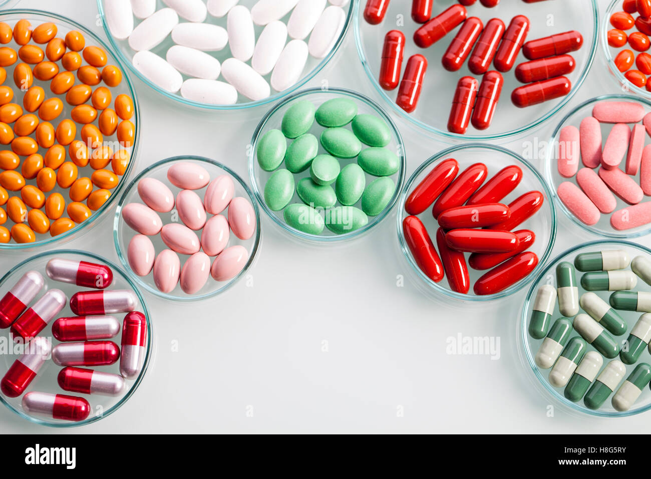 Set of capsules on white background. Studio Shot Stock Photo - Alamy