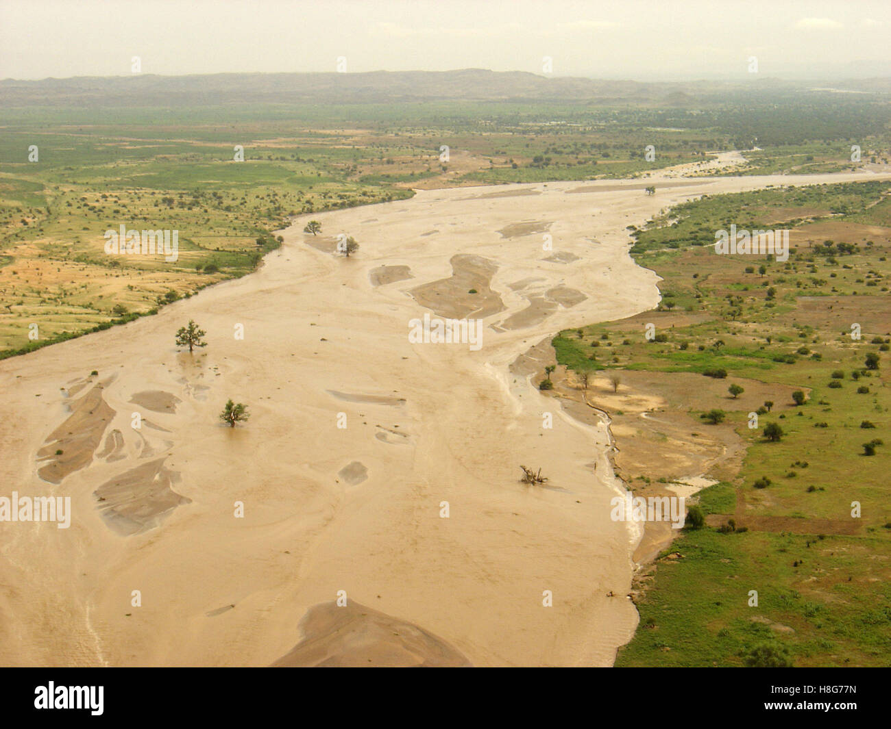 4th September 2005 A flooded wadi, a river in the desert, between Kutum ...