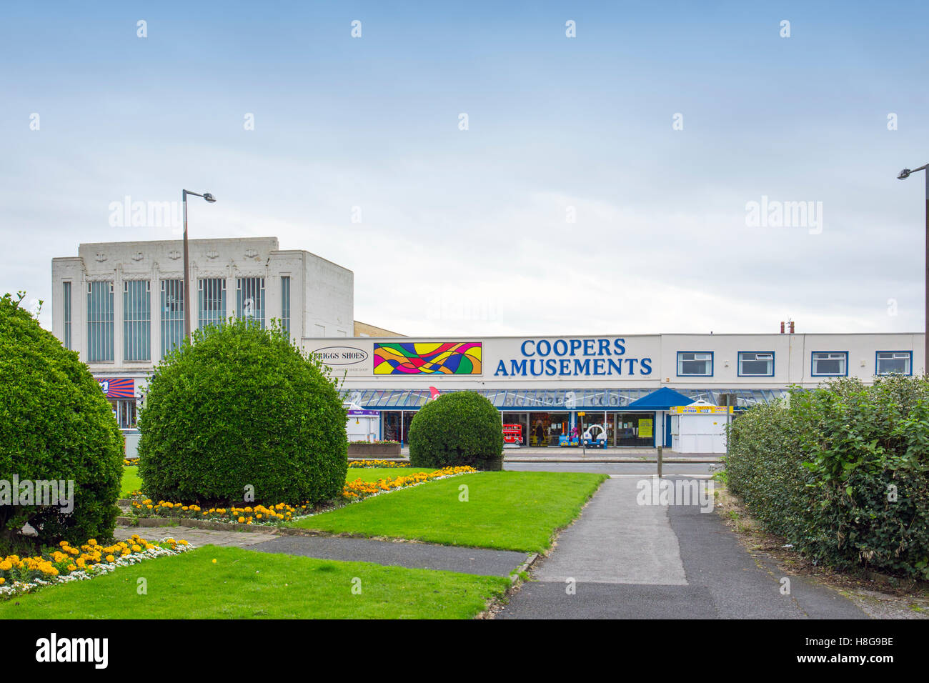 Promenade amusements hi-res stock photography and images - Alamy