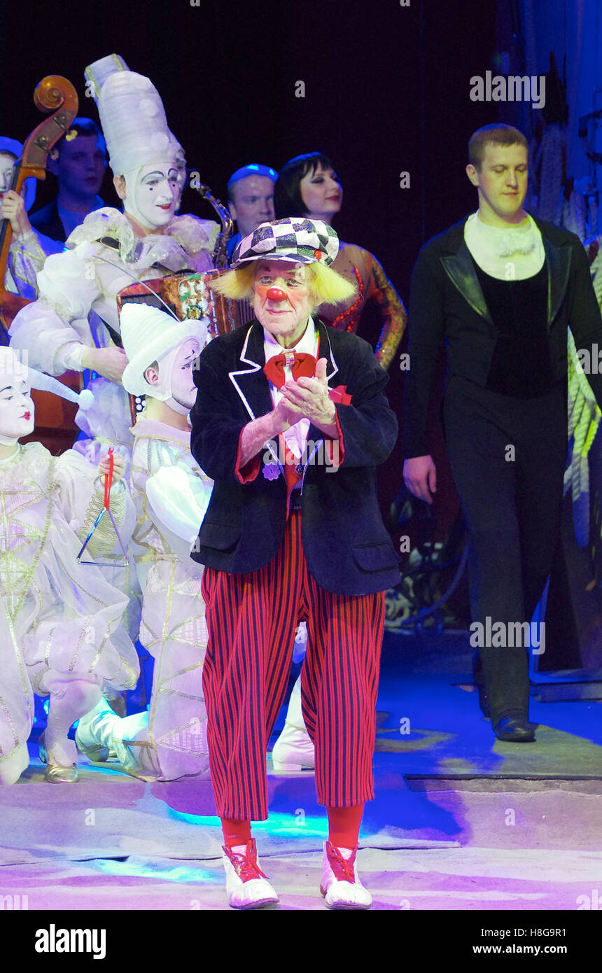 Oleg popov clown hi-res stock photography and images - Alamy