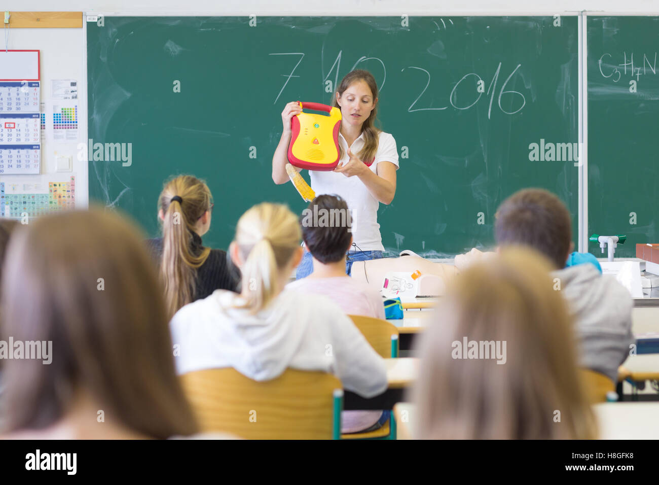 First aid resuscitation course in primary school Stock Photo - Alamy