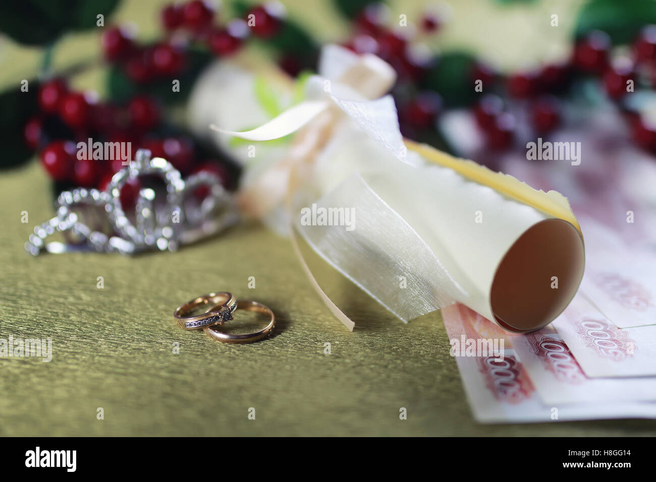 wedding ring background invitation Stock Photo - Alamy