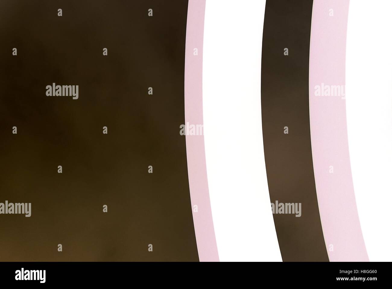 Curved lines hi-res stock photography and images - Alamy