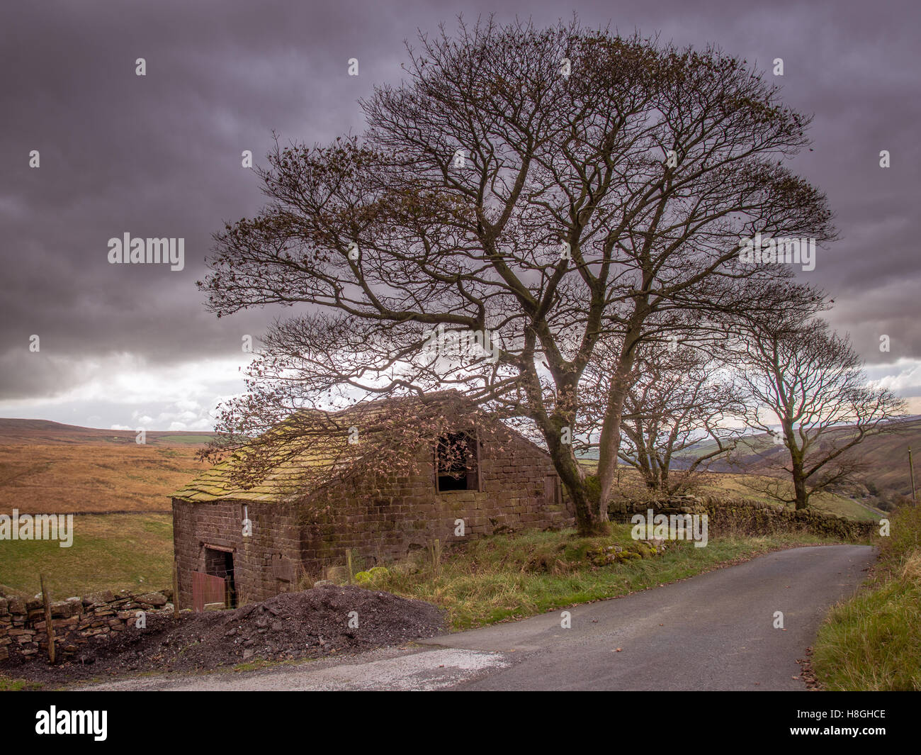 Derelict Farm House on Lancashire Moor Stock Photo - Alamy