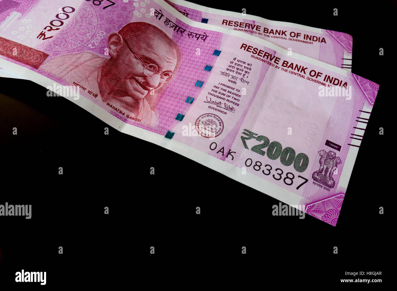 2000 rupees hi-res stock photography and images - Alamy