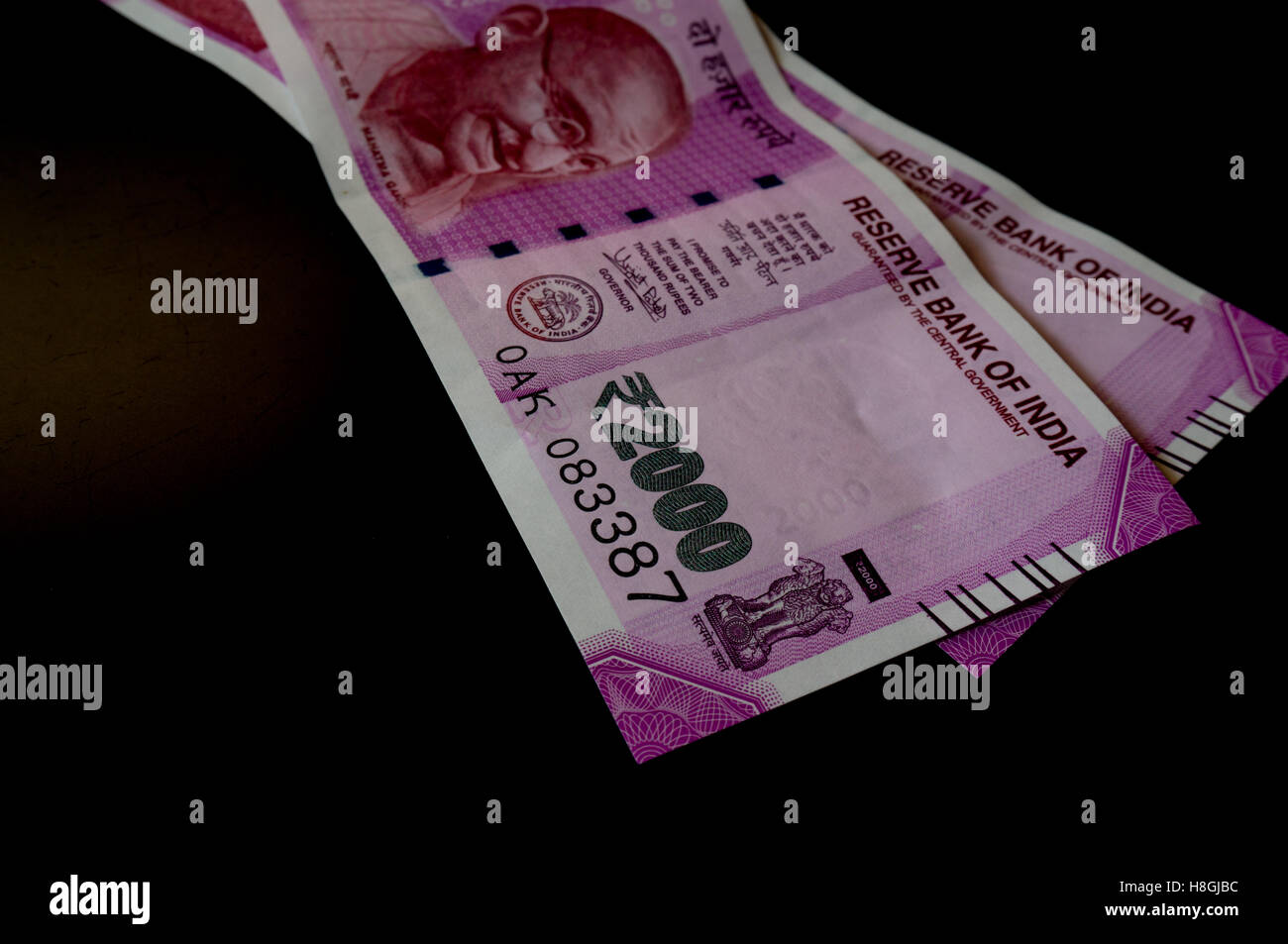 2000 rupees hi-res stock photography and images - Alamy