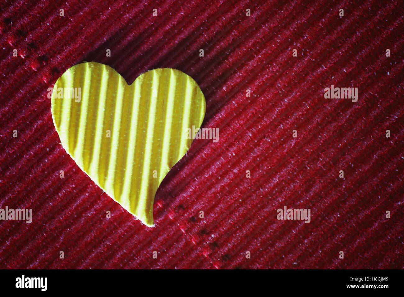 Cardboard heart shape Stock Photo - Alamy