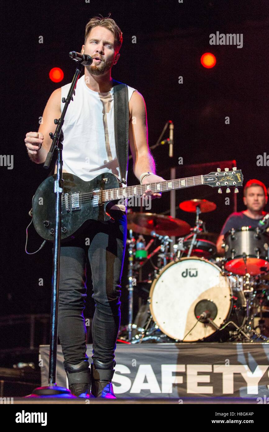 Daniel Tate High Resolution Stock Photography and Images - Alamy