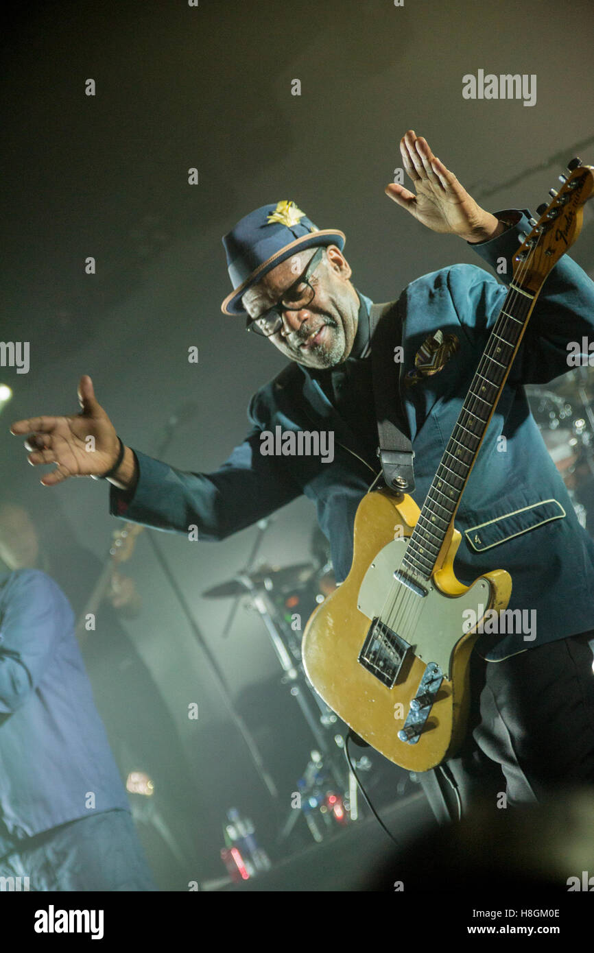 The specials band 2016 hi-res stock photography and images - Alamy