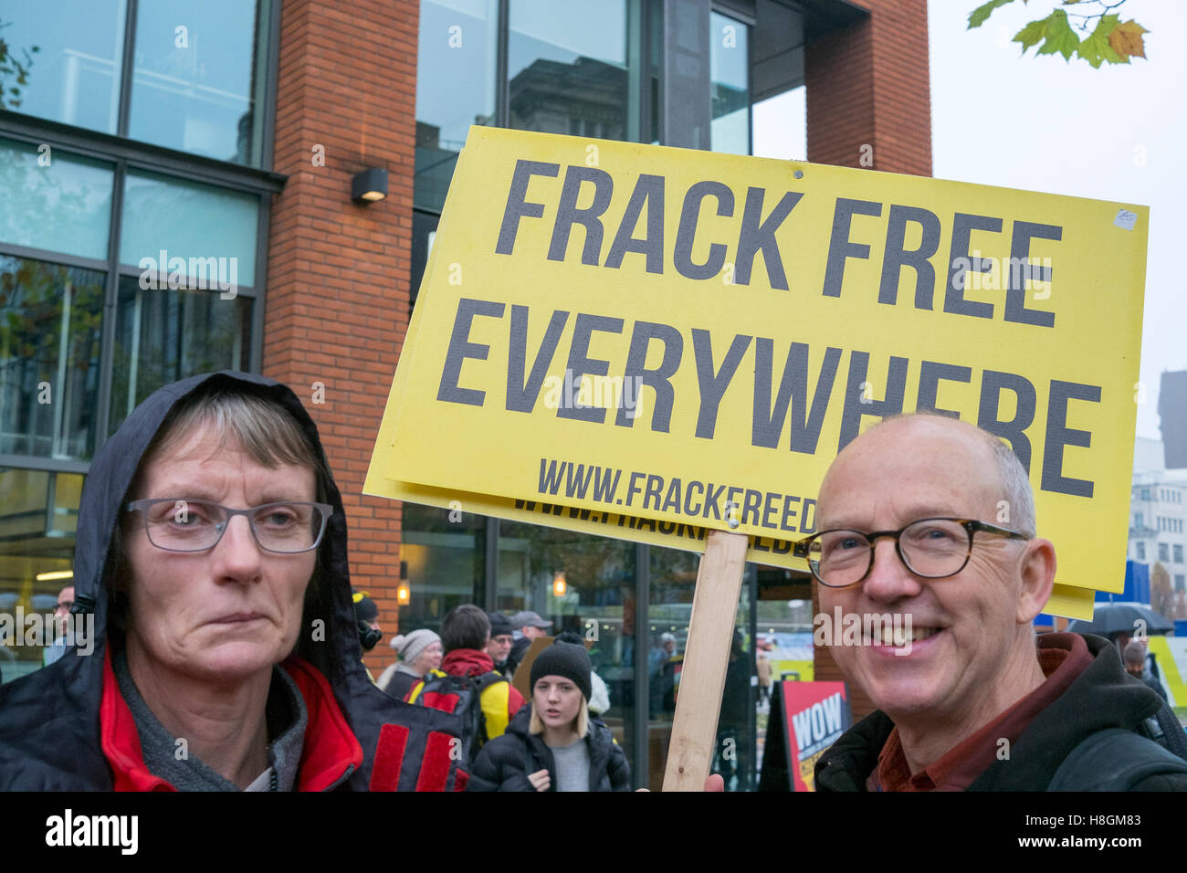 a cuadrilla plumpton frack off anti protest shale gas extraction ...