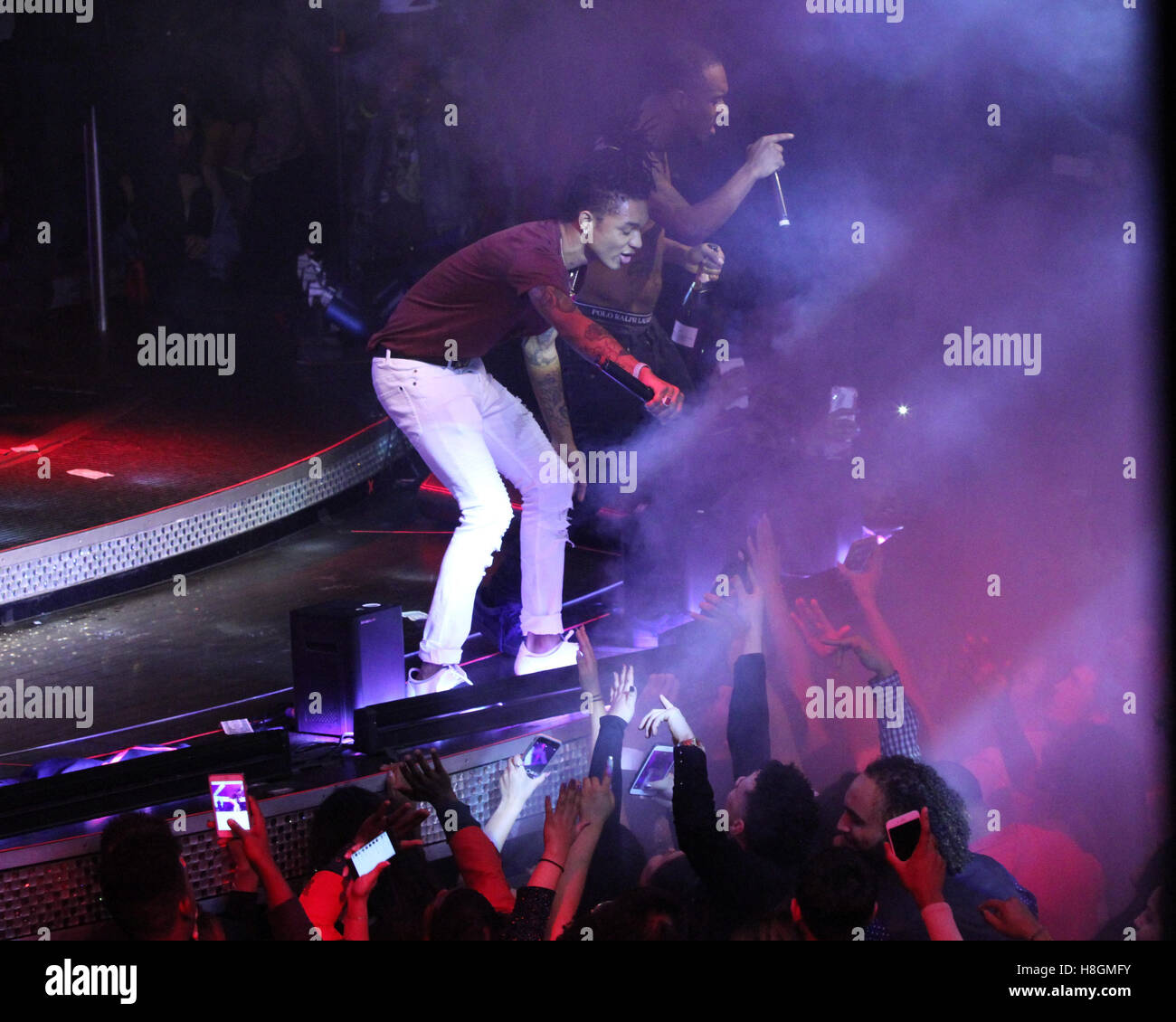 Las Vegas, Nevada, USA. 11th Nov, 2016. Brothers Khalif Brown and ...