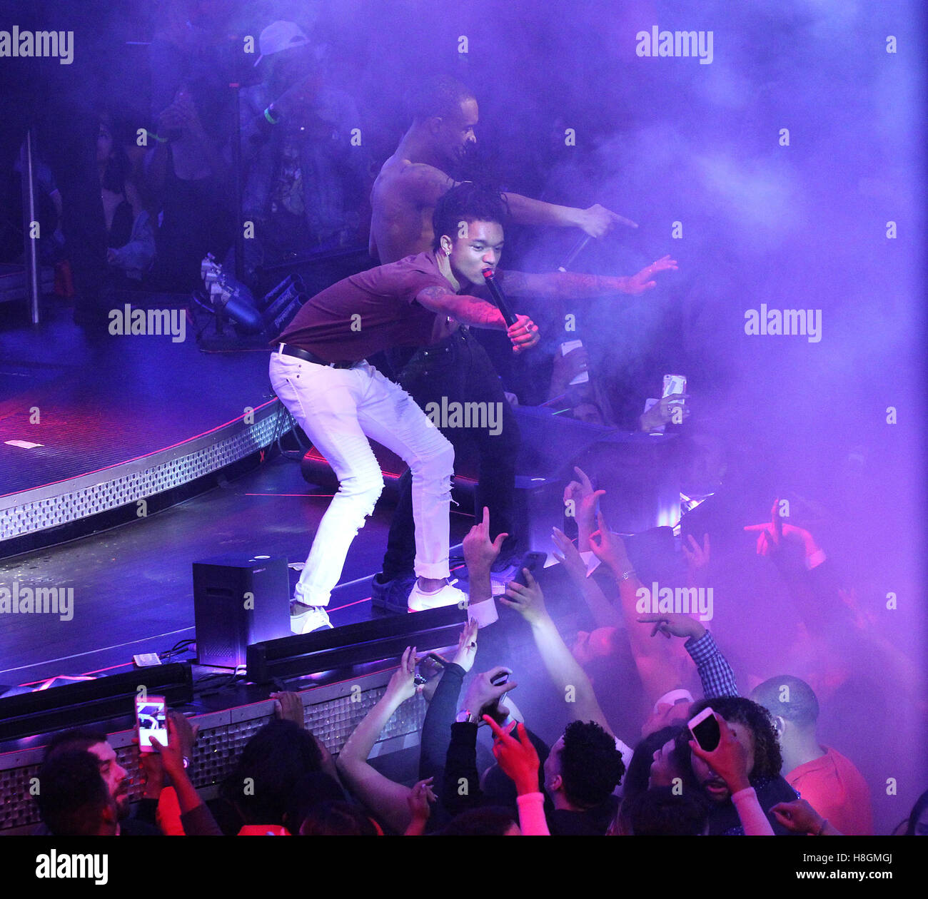 Las Vegas, Nevada, USA. 11th Nov, 2016. Brothers Khalif Brown and ...