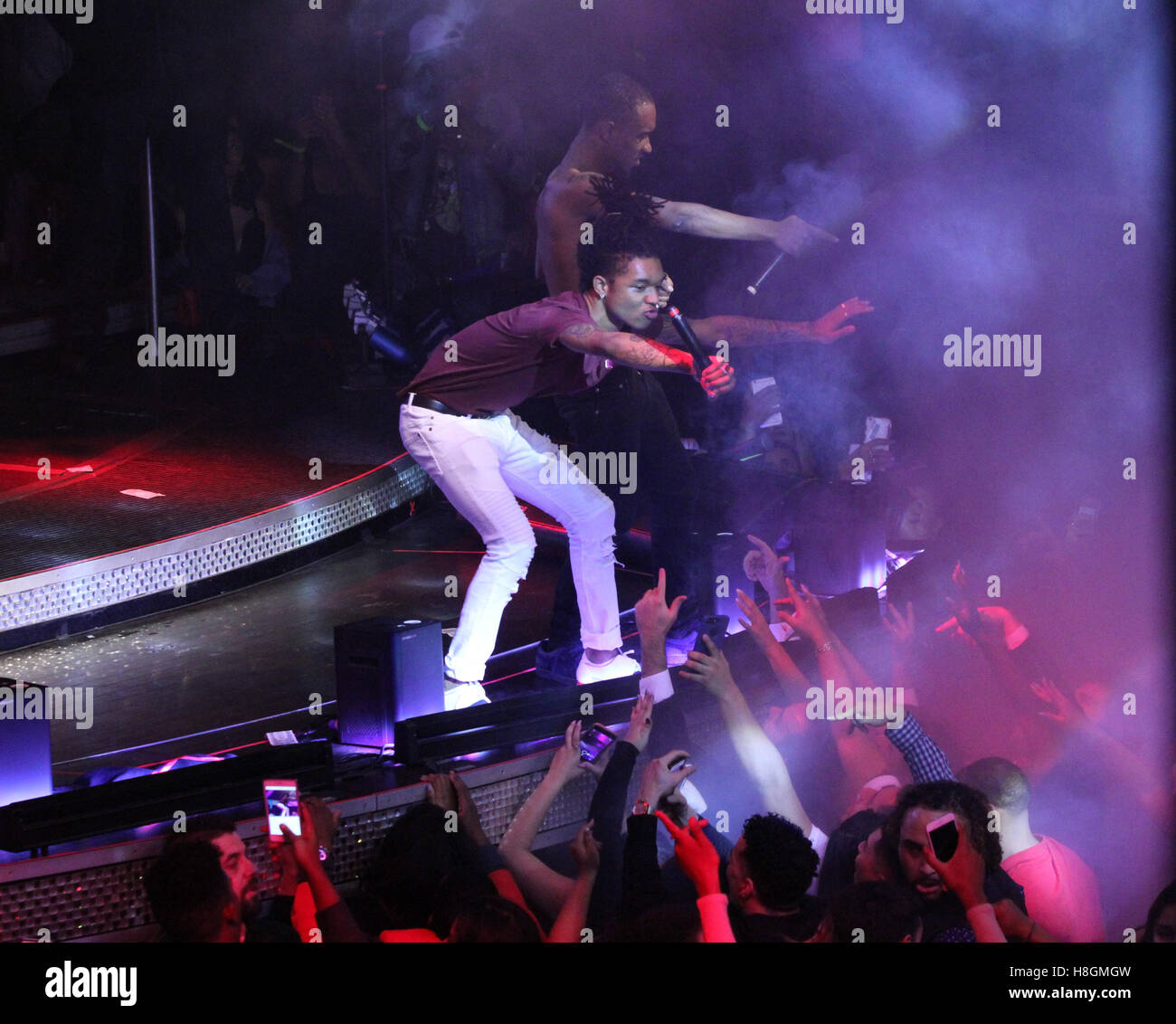 Las Vegas, Nevada, USA. 11th Nov, 2016. Brothers Khalif Brown and ...