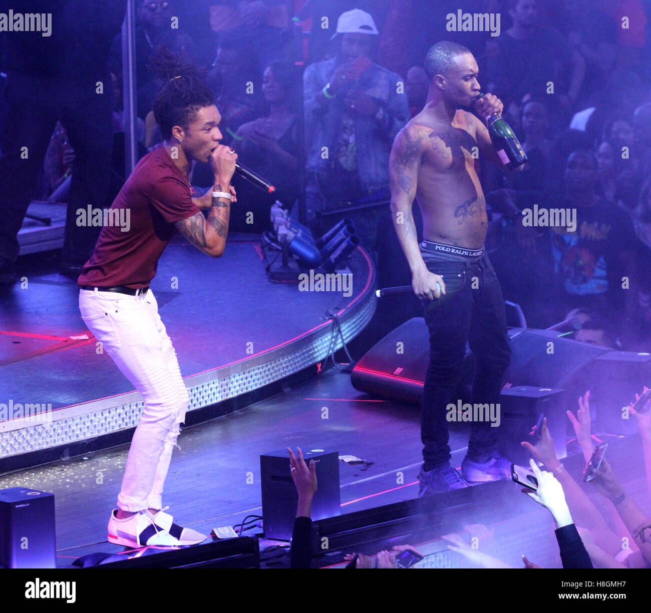 Las Vegas, Nevada, USA. 11th Nov, 2016. Brothers Khalif Brown and ...