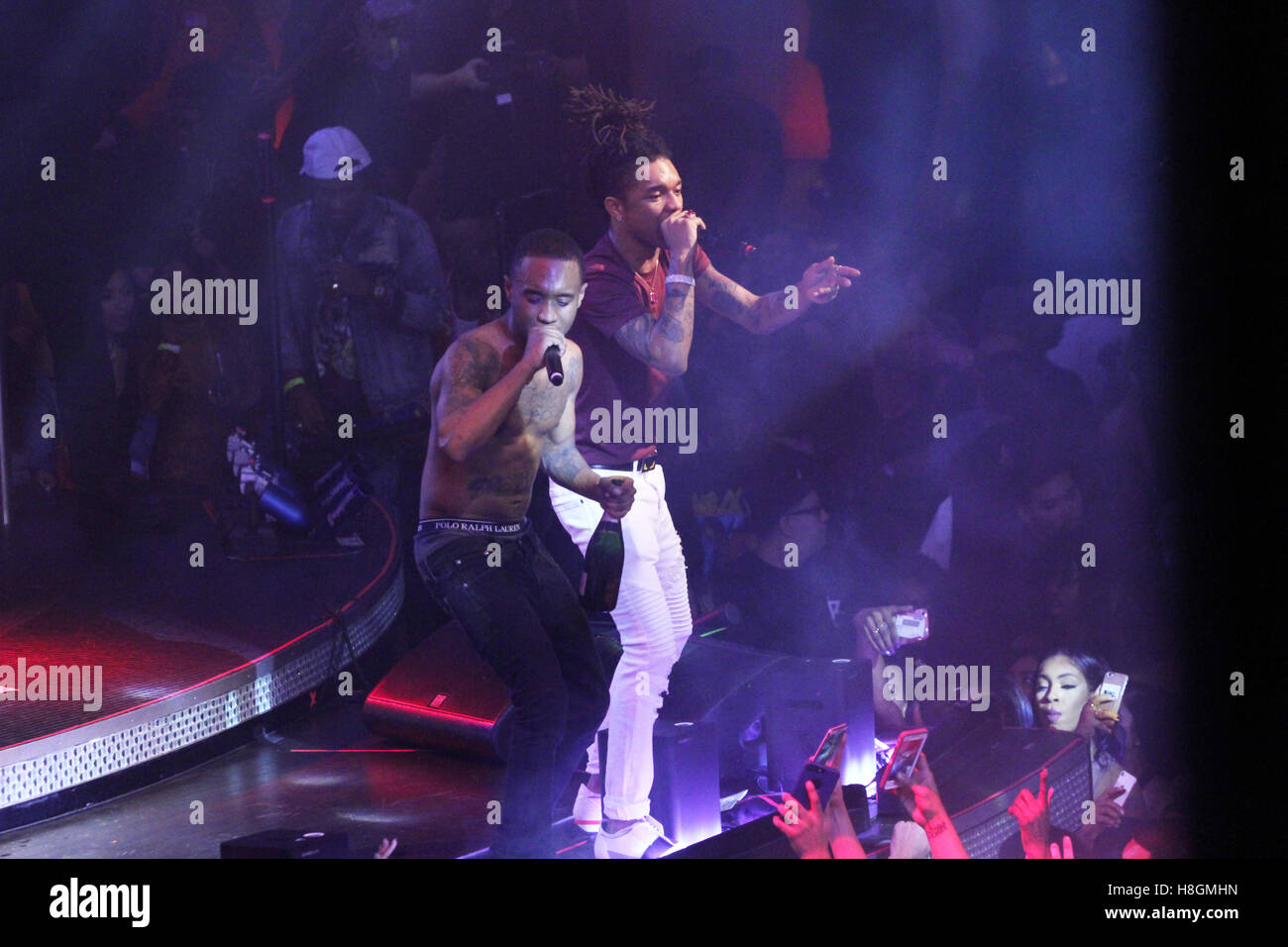 Las Vegas, Nevada, USA. 11th Nov, 2016. Brothers Khalif Brown and ...